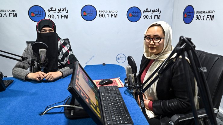 Female journalists broadcast women's voices, vow to 'occupy public sphere'