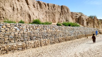 UNDP builds retaining walls for irrigation systems in Kandahar, Zabul